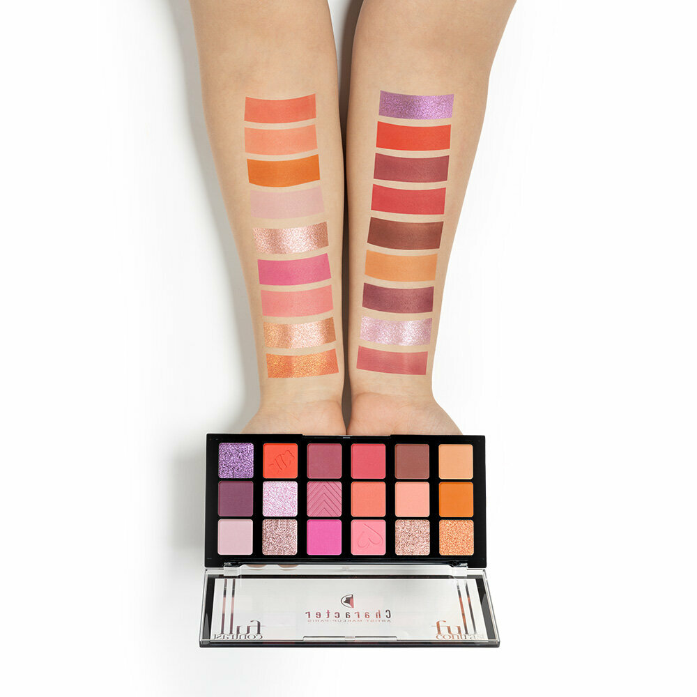 Kozmetik ve parfümeri mağazaları Character-Cosmetics, Dubai, foto