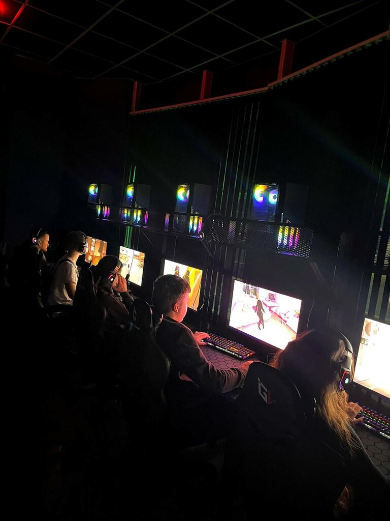 Bilgisayar kulübü Game Over, Krasnodar, foto