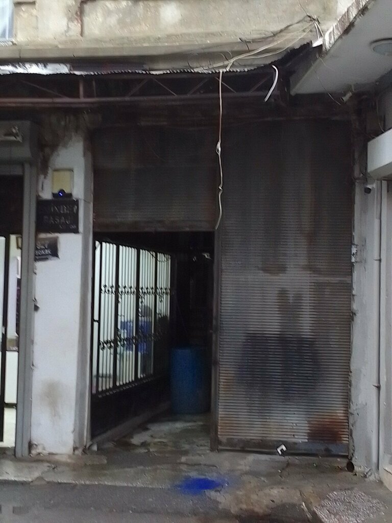 i̇ş merkezi Eminbey Pasajı, İzmir, foto