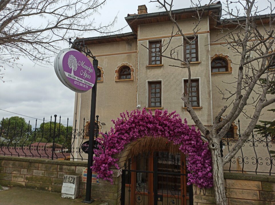 Kafe Manolya Ağacı Villa Kafe Kahvaltı, İstanbul, foto
