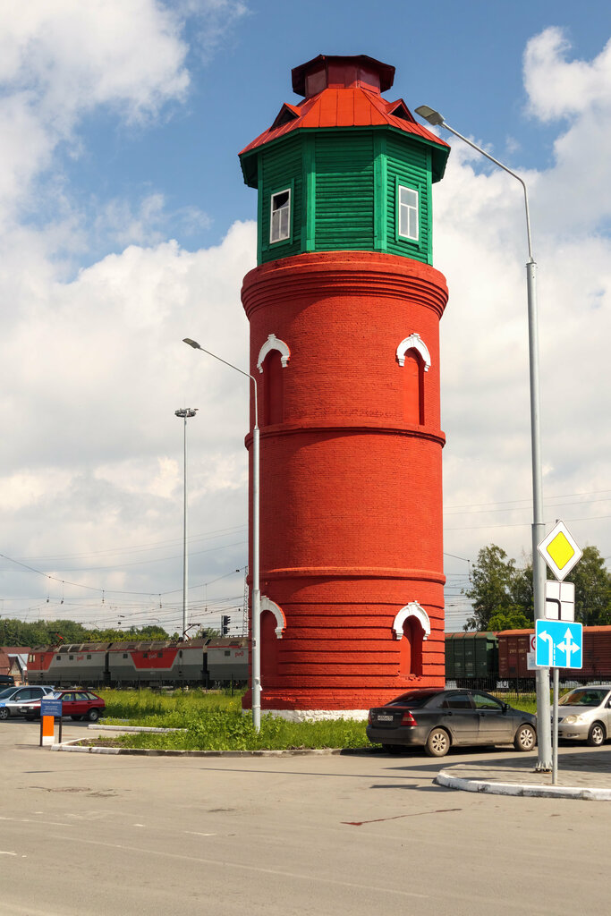 Mühendislik altyapısı Водонапорная башня, Berdsk, foto