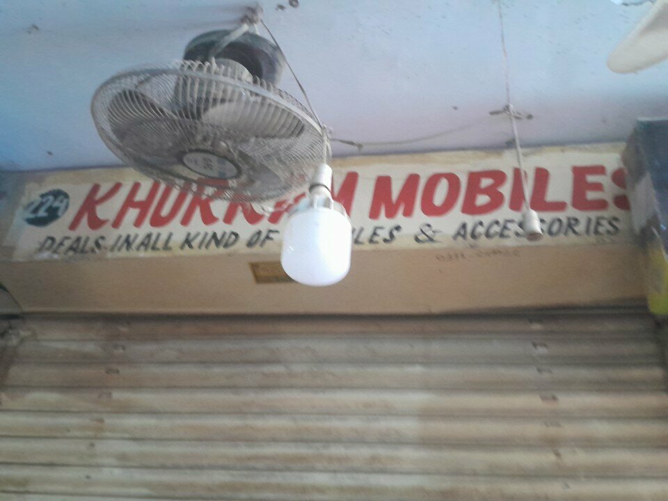 Cep telefonu ve aksesuarları satış mağazaları Khurram mobile, Karaçi, foto