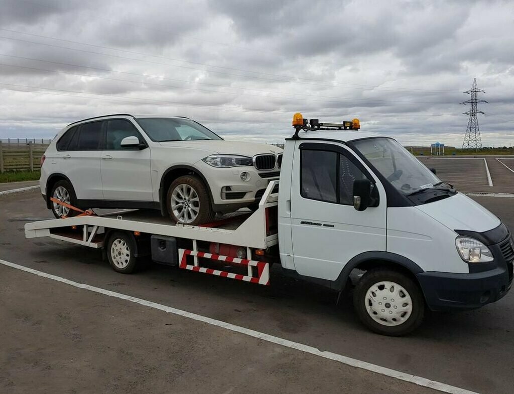 Çekici hizmeti Служба эвакуации, Saint‑Petersburg, foto