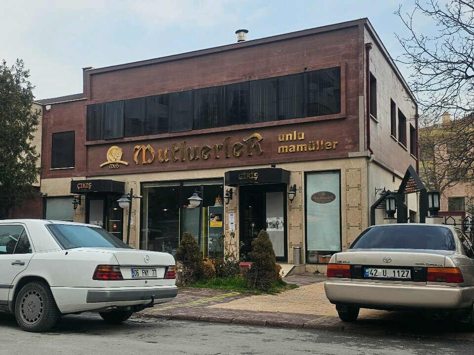 Ekmek fırını Mutluerler Unlu Mamulleri, Konya, foto