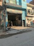 Al Madina Service Station (1 Street No:148B, Nadirabad), oto yıkama  Lahor'dan