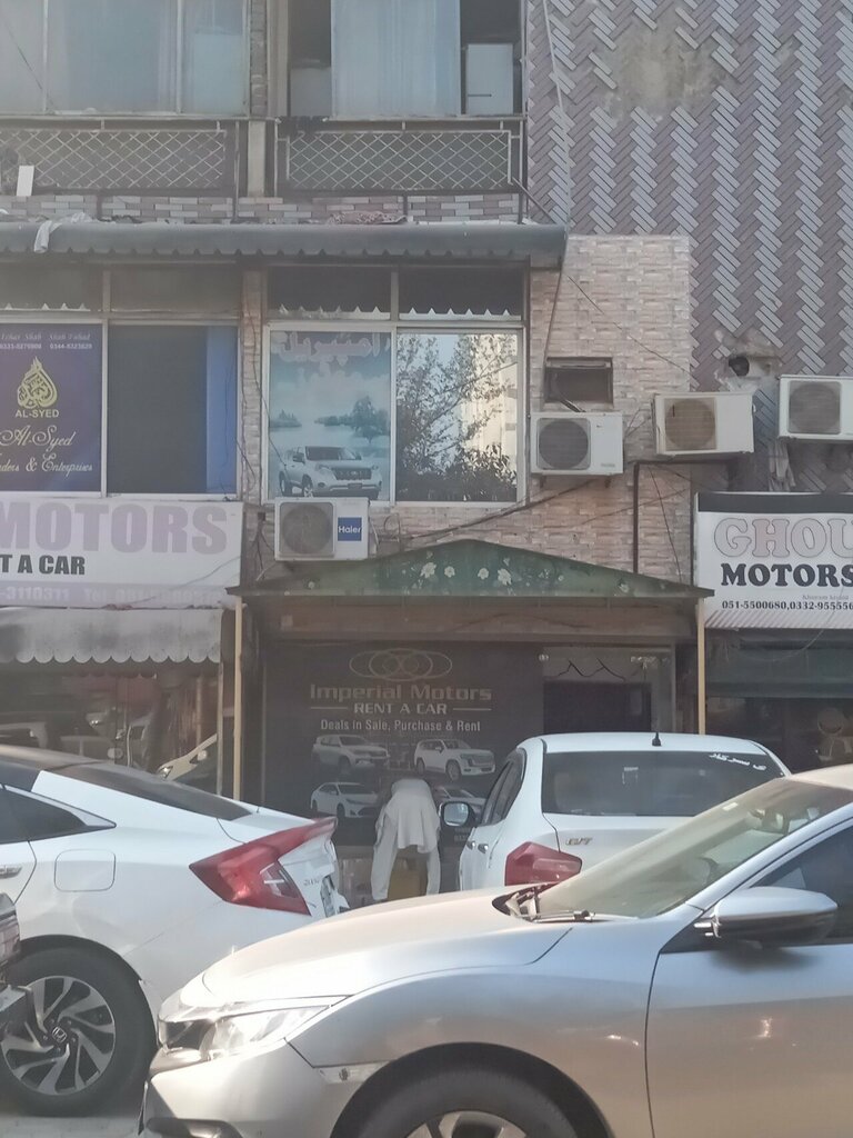 Otomobil satış galerileri Imperial Motors, Rawalpindi, foto