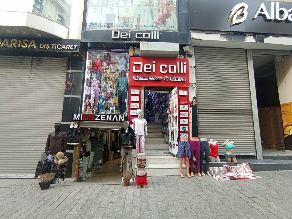 i̇ç giyim ve mayo mağazası Dei Colli underwear socks, İstanbul, foto