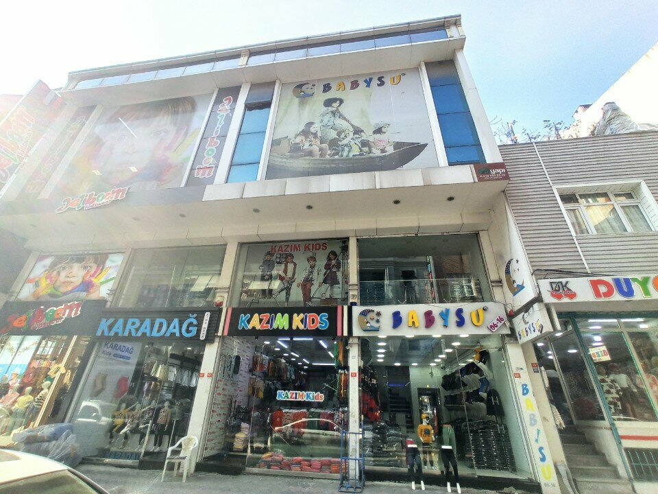 Çocuk giyim mağazaları Kazım Kids, İstanbul, foto