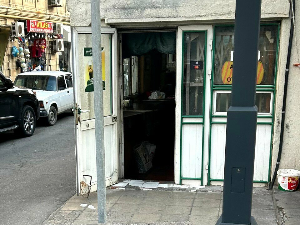 Pub Pivə, Bakü, foto