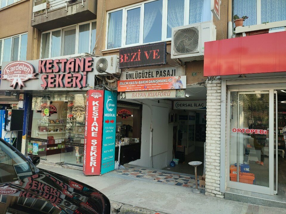 Ayakkabı tamiri Nevzat Lostra, Bursa, foto