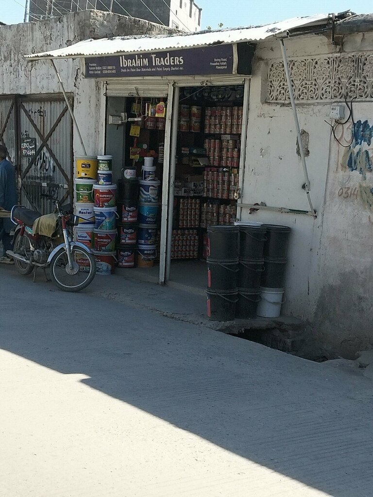 Boya ve cila malzemeleri üretim ve satış yerleri Ibrahim Traders, Rawalpindi, foto