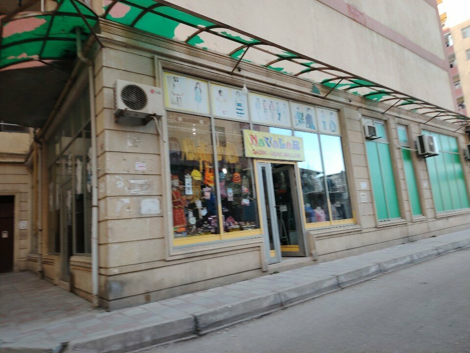 Giyim mağazası NəVəLəR, Bakü, foto