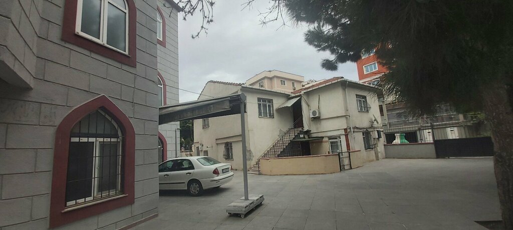 Otopark ve tamirhaneler Verimli Evden Eve Nakliyat, İstanbul, foto