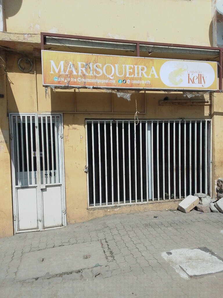 Balık ve deniz ürünleri Camarão da Kelly, Loanda, foto