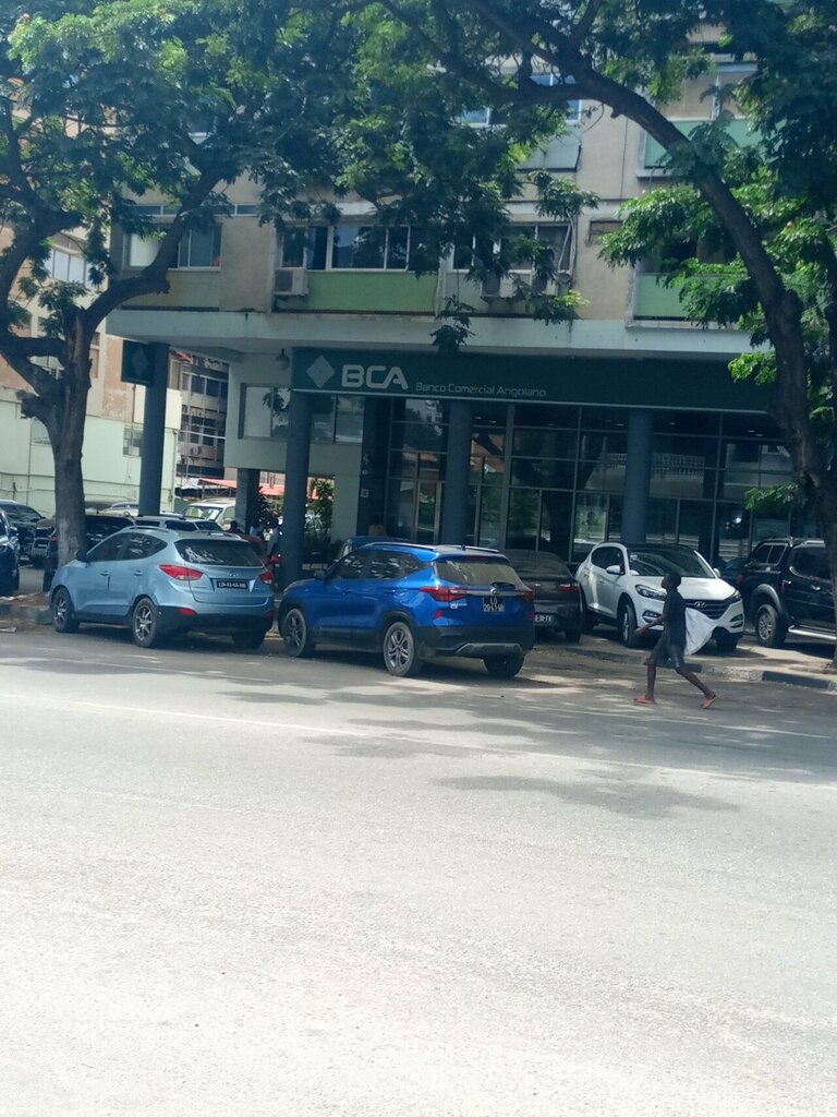 Banka Banco Bca, Loanda, foto