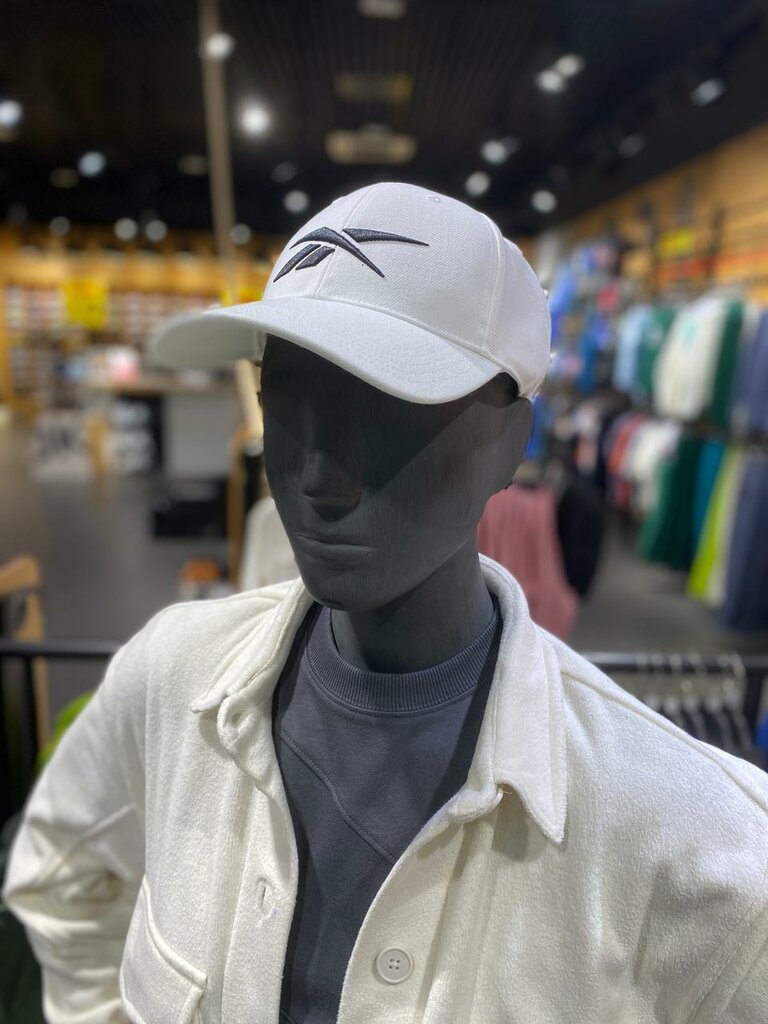 Giyim mağazası Reebok, Voronejskaya oblastı, foto