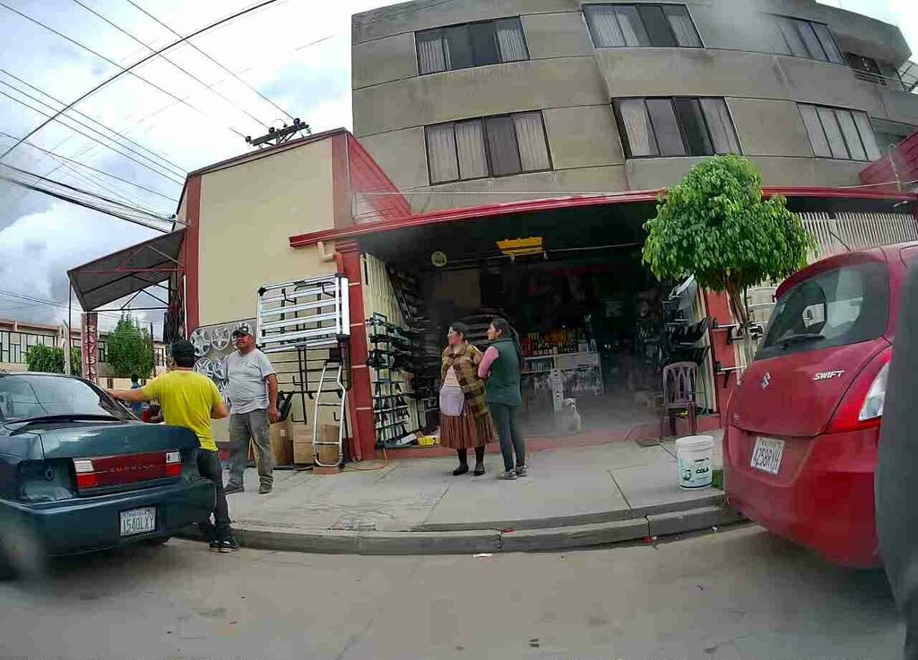 Otomobil yedek parçaları Auto Parts Store, Cochabamba, foto