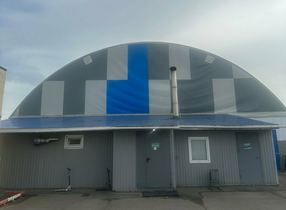 Kültürel etkinlikler için kiralık alanlar Спортивный манеж Мегаполис, Moskova, foto
