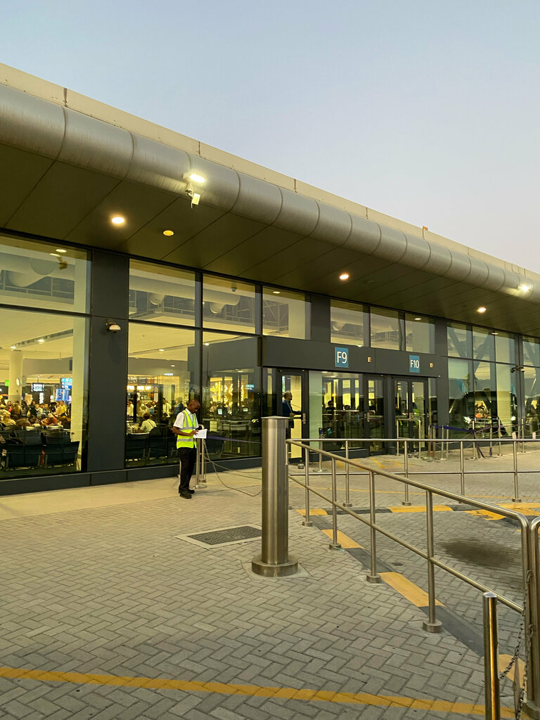 Gümrüksüz alışveriş mağazaları Free Zone Sharjah, Sharjah, foto