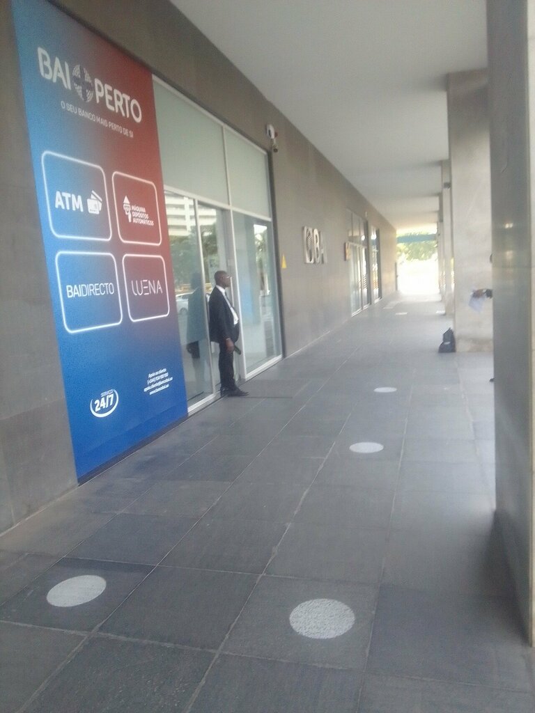 Banka Banco Angolano de Investimentos, Loanda, foto