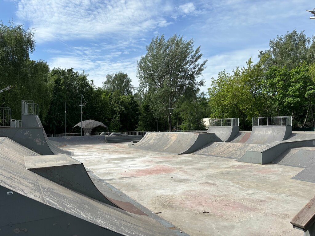 Spor alanı Скейт-парк в Кузьминках, Moskova, foto