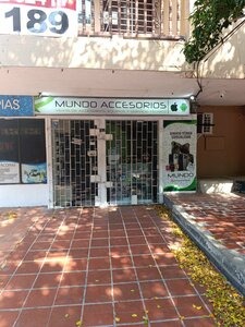 Mundo Accesorios 90 (Atlantico, Municipio de Barranquilla, Riomar, Calle 90, 46-63), cep telefonu aksesuarları  Barranquilla'dan