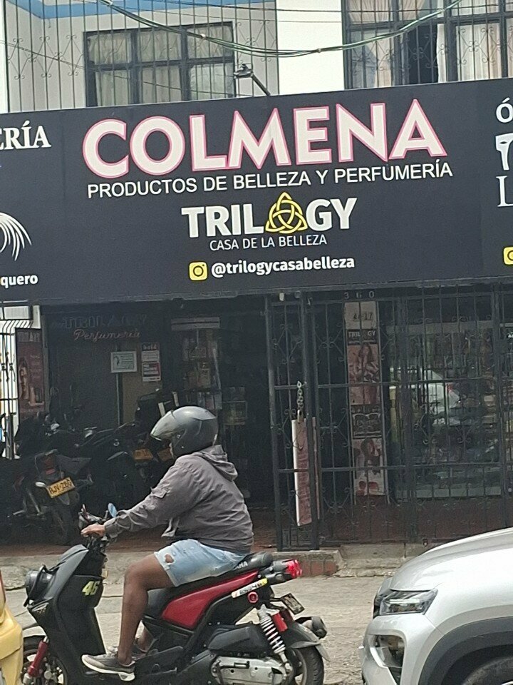 Kozmetik ve parfümeri mağazaları Colmena, Cali, foto