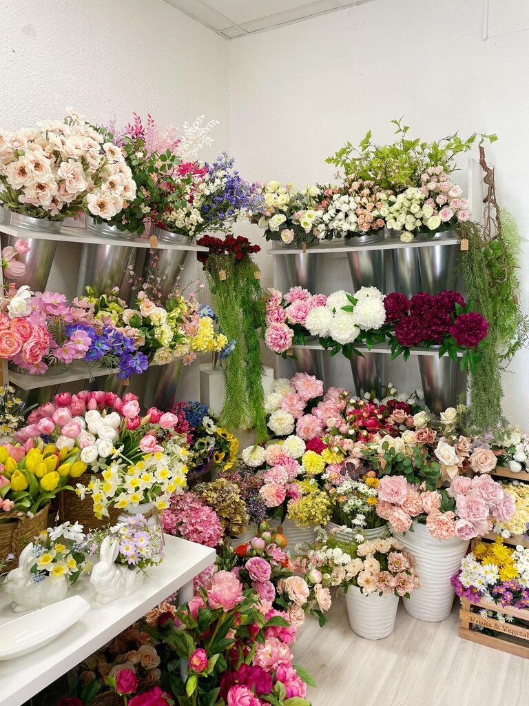 Yapay bitki ve çiçek HomeGreenHome artificial flowers and trees, Saint‑Petersburg, foto