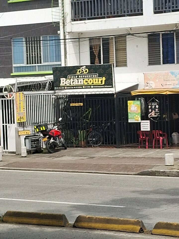 Bisiklet mağazaları Ciclo Repuestos Betancourt, Cali, foto
