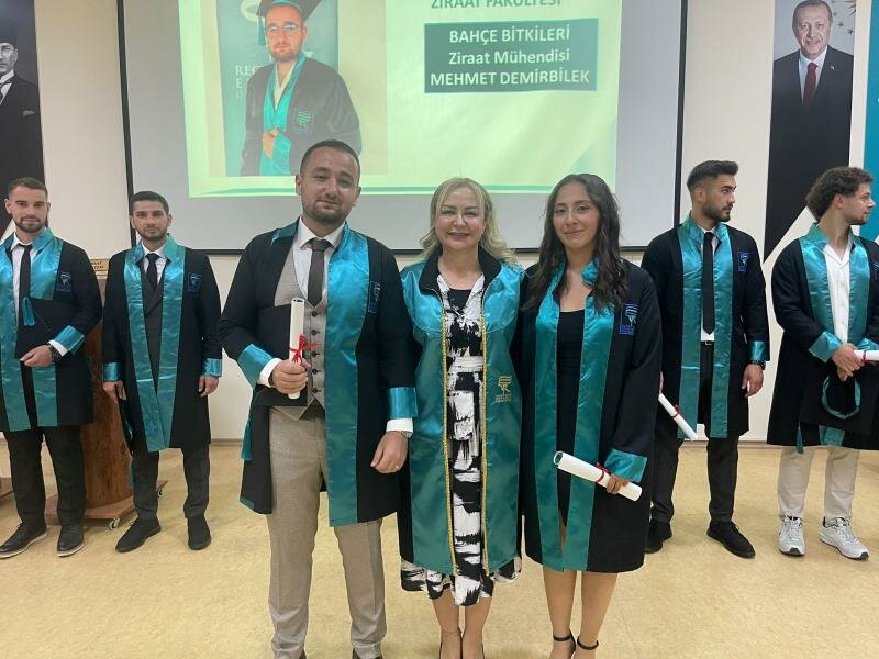 Üniversiteler Rteü Ziraat Fakültesi, Pazar, foto