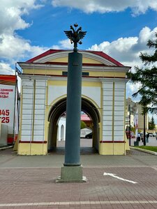 Историко-культурный комплекс Омская крепость, Тобольские ворота 1792 год (Omsk, naberezhnaya Tukhachevskogo), turistik yerler  Omsk'tan