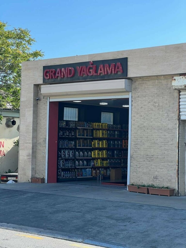 Express yağ değişim noktası Grand Yağlama, Bakü, foto