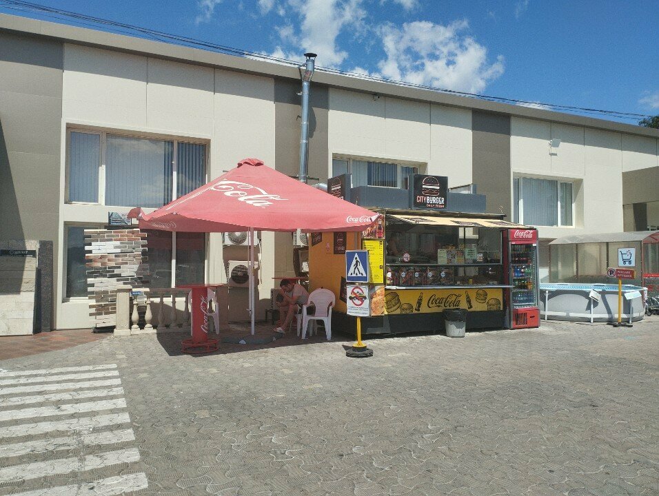 Fast food City burger, Kişinev, foto