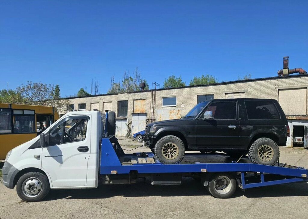 Çekici hizmeti Погрузчики, Nijni Novgorod, foto