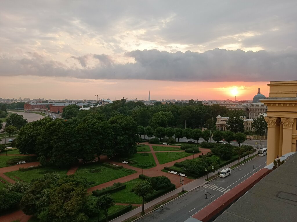 Seyahat acenteleri Экскурсии по Петербургу Saints Tour, Saint‑Petersburg, foto