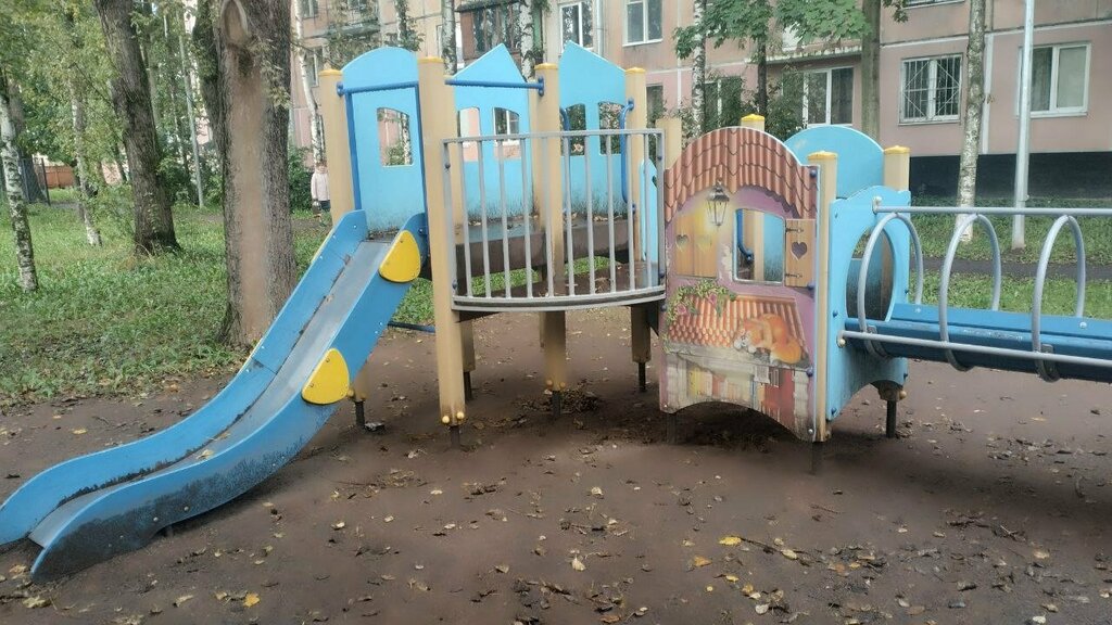 Oyun alanı Playground, Saint‑Petersburg, foto