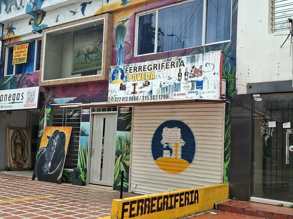 Sanat galerisi Ferreteria poveda, Cali, foto