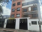 Colegio Gimnasio Los Pirineos (Bogotá, Engativá, Bolivia Occidental, Calle 81A, 106A-15), özel okul  Bogota'dan