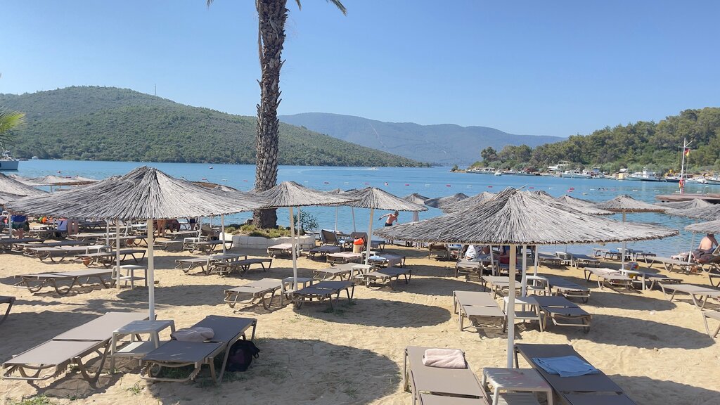 Plaj Crystal Hotel Green Bay Resort Plajı, Milas, foto