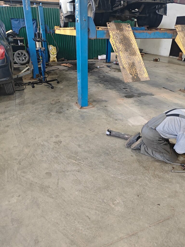 Otomobil servisi Автосервис, Lipetsk, foto