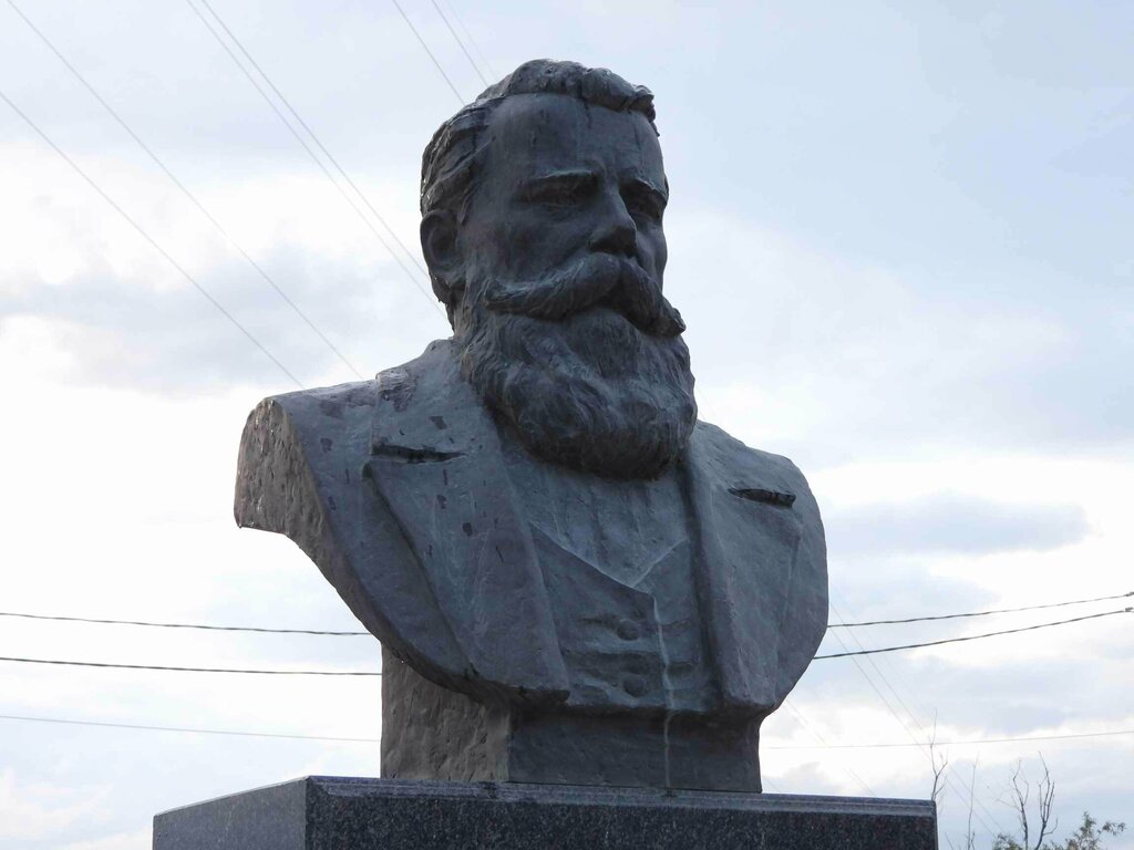 Anıt, heykel Бюст Н.Е. Глотова, Yakutsk, foto