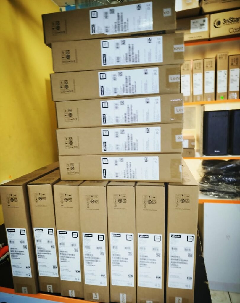 Bilgisayar ve ekipman toptancıları Destinypc, Lima, foto