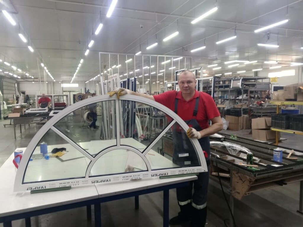 Pencere üretim, satış ve montaj firmaları Plastkom, Vologodskaya oblastı, foto