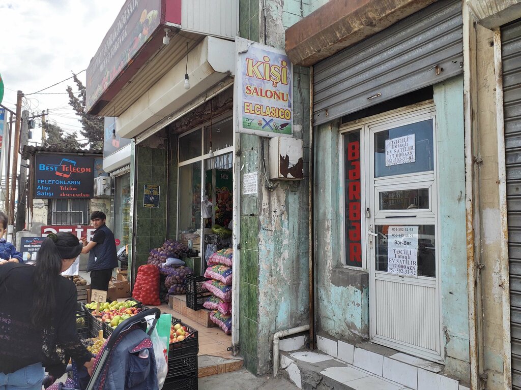 Berberler Kişi Salonu, Bakü, foto
