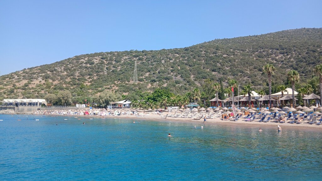 Plaj Bodrum Belediyesi Yalıçiftlik Plajı, Bodrum, foto