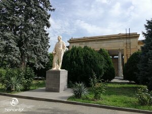 I.V. Stalin Museum (prospekt Stalina No:32, Gori), müzeler ve sanat galerileri  Gori'den