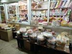 Сладости (Republic of Tatarstan, Naberezhnye Chelny, Naberezhnochelninskiy Avenue), market  Naberejniye Çelny'den (Yar Çallı'dan)