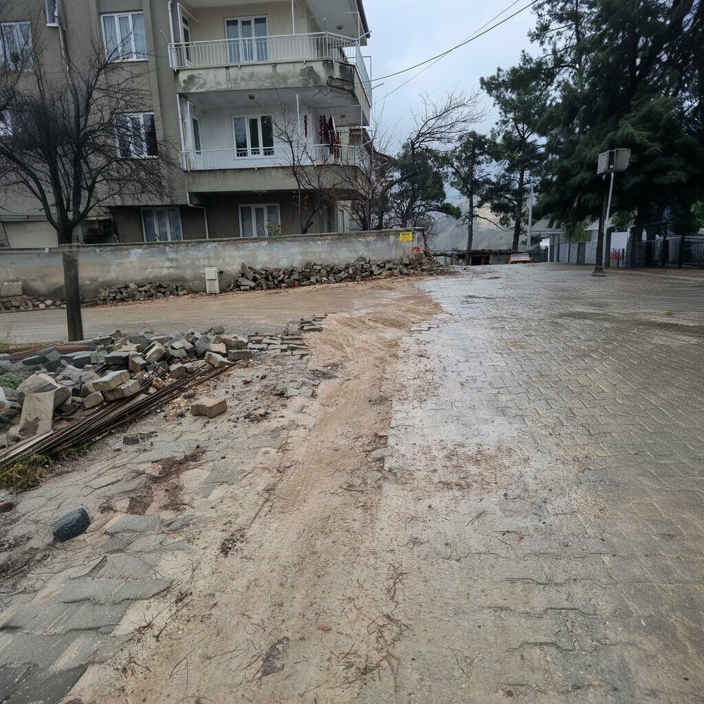 Eğitim merkezleri Mesleki Eğitim Merkezi, Kale, foto
