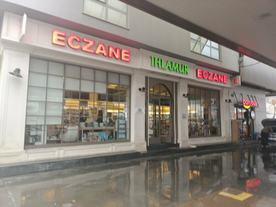 Eczaneler Ihlamur Eczanesi, Bursa, foto