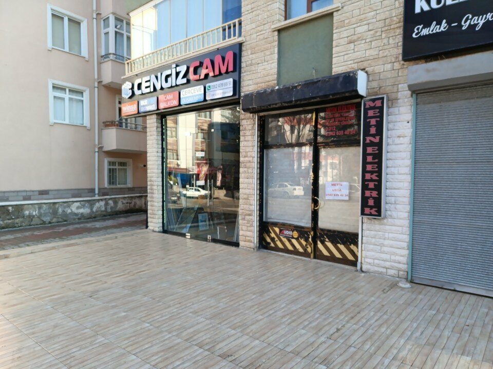 Elektrik ve benzinle çalışan aletler Metin Elektrik, Ankara, foto